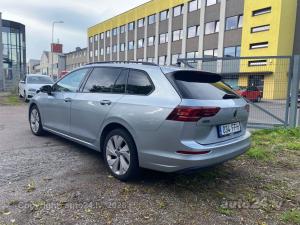 Pelēks Volkswagen Golf 2025 Tallina, ar dzinēja tilpumu 1.50 L un nobraukumu 53 tūkst. km par 21824 €, foto 5 vietnē AUTOMOTO.COM.LV