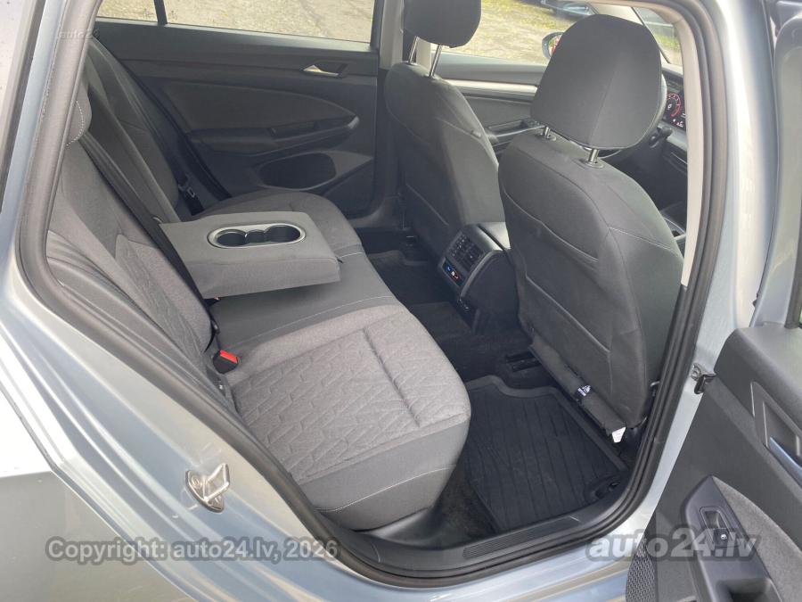 Pelēks Volkswagen Golf 2025 Tallina, ar dzinēja tilpumu 1.50 L un nobraukumu 53 tūkst. km par 21824 €, foto 9 vietnē AUTOMOTO.COM.LV