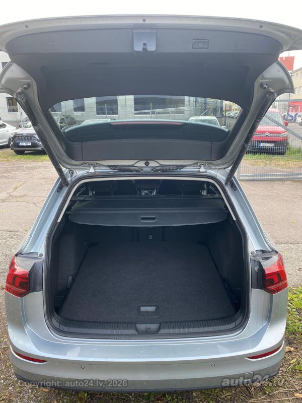 Grey Volkswagen Golf 2025 in Tallinn, with an engine capacity of 1.50 L and mileage of 53 thousand km for 21824 €, photo 10 on AUTOMOTO.COM.LV