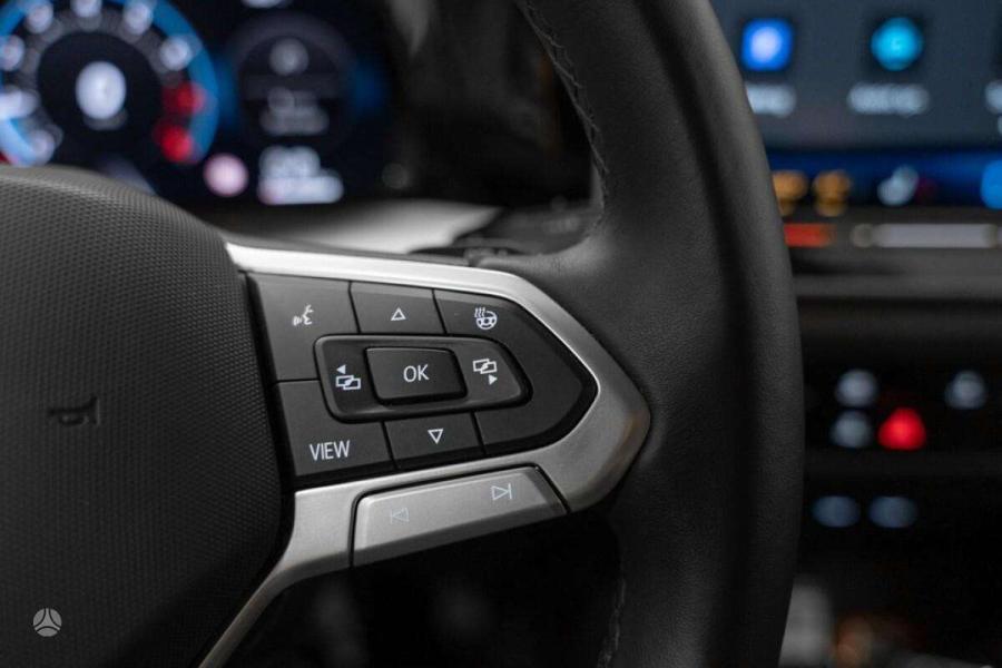 Pelēks Volkswagen Golf 2025 Viļņa, ar dzinēja tilpumu 1.50 L un nobraukumu 26 tūkst. km par 23500 €, foto 13 vietnē AUTOMOTO.COM.LV