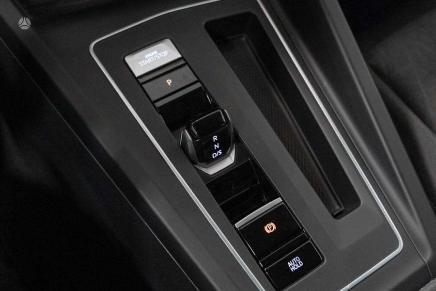 Pelēks Volkswagen Golf 2025 Viļņa, ar dzinēja tilpumu 1.50 L un nobraukumu 26 tūkst. km par 23500 €, foto 22 vietnē AUTOMOTO.COM.LV