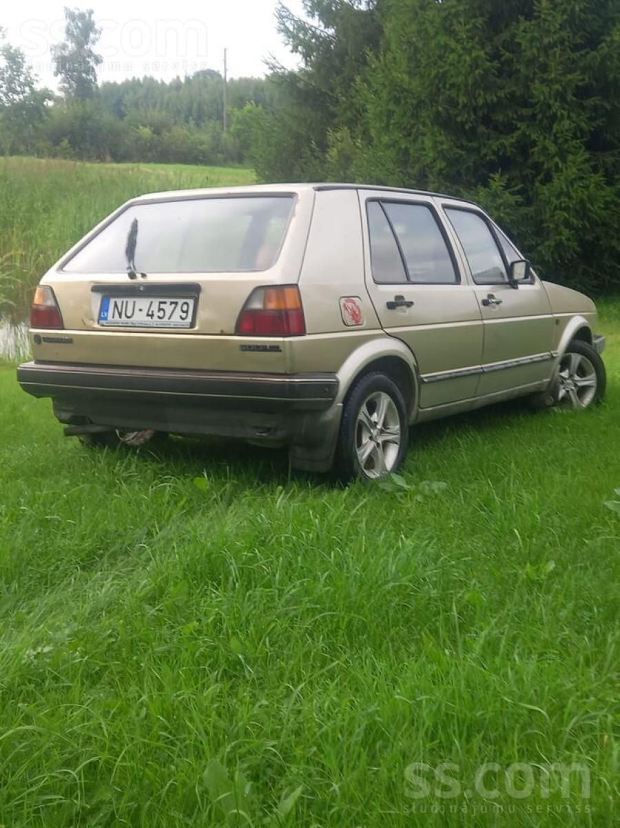 Volkswagen Golf 1984 Madona, ar dzinēja tilpumu 1.60 L un nobraukumu 500 tūkst. km par 1200 €, foto 1 vietnē AUTOMOTO.COM.LV