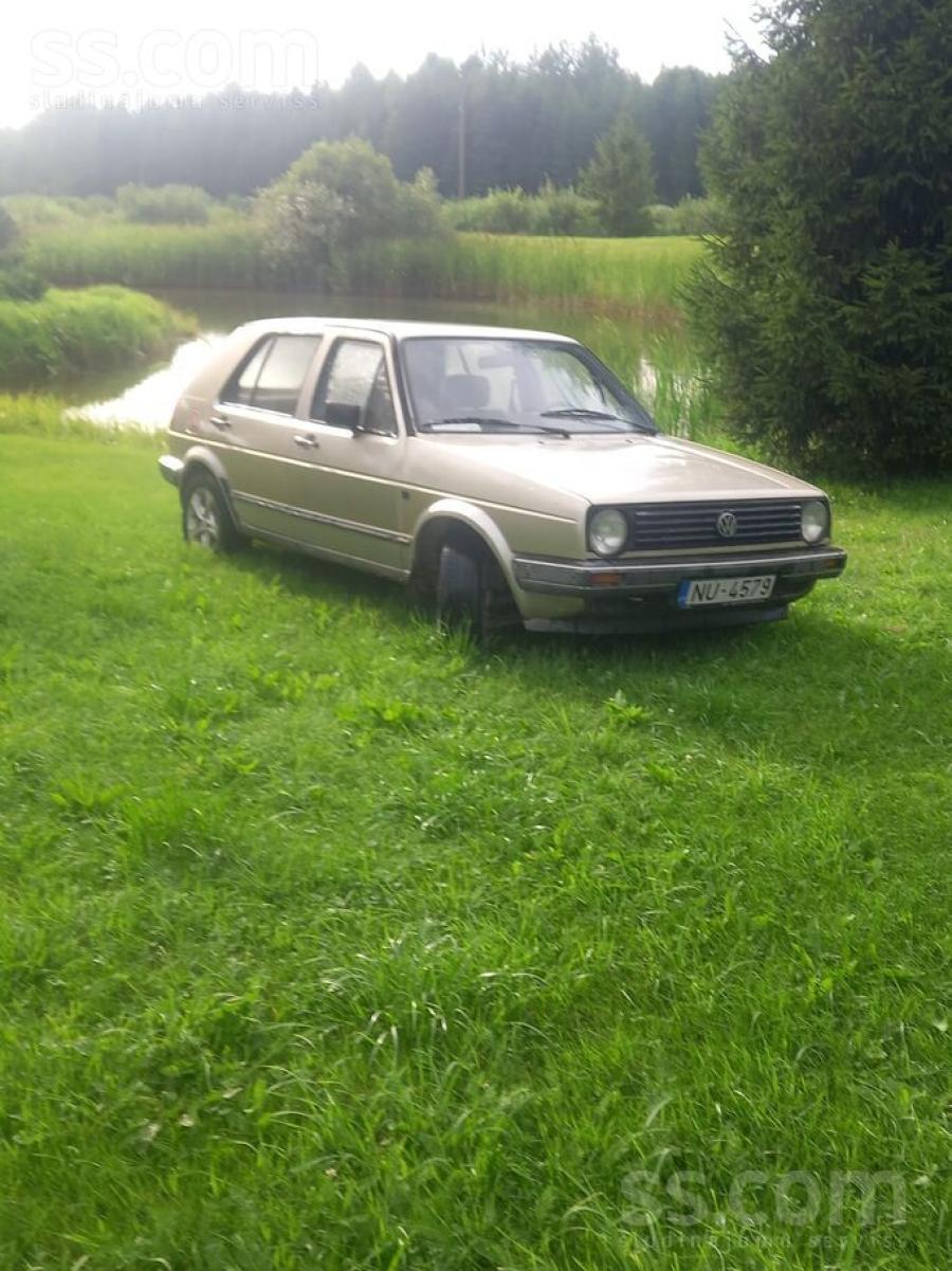 Volkswagen Golf 1984 Madona, ar dzinēja tilpumu 1.60 L un nobraukumu 500 tūkst. km par 1200 €, foto 3 vietnē AUTOMOTO.COM.LV