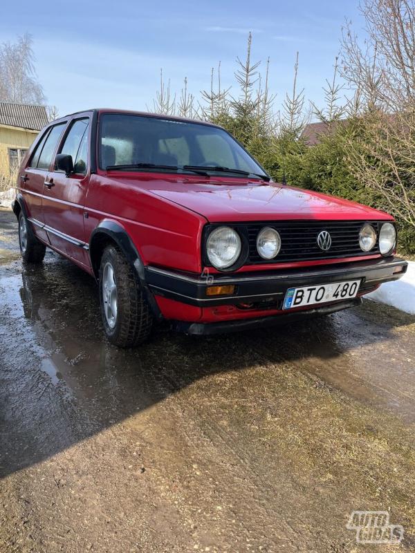 Volkswagen Golf 1985 Anykščiai, ar dzinēja tilpumu 1.60 L un nobraukumu 180 tūkst. km par 800 €, foto 1 vietnē AUTOMOTO.COM.LV