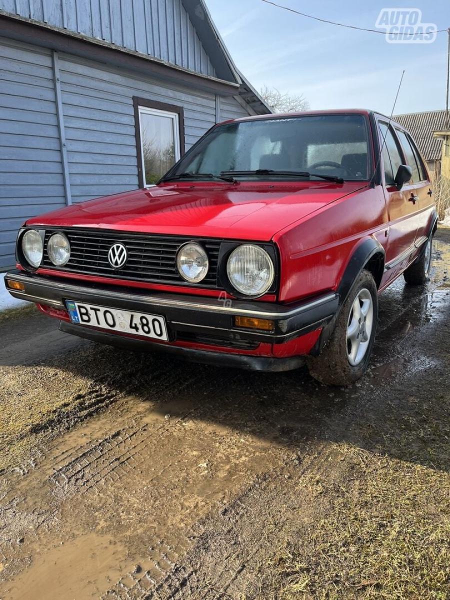 Volkswagen Golf 1985 Anykščiai, ar dzinēja tilpumu 1.60 L un nobraukumu 180 tūkst. km par 800 €, foto 2 vietnē AUTOMOTO.COM.LV