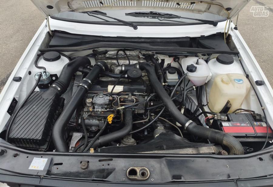 Volkswagen Golf 1986 Alīta, ar dzinēja tilpumu 1.60 L un nobraukumu 368 tūkst. km par 3500 €, foto 14 vietnē AUTOMOTO.COM.LV