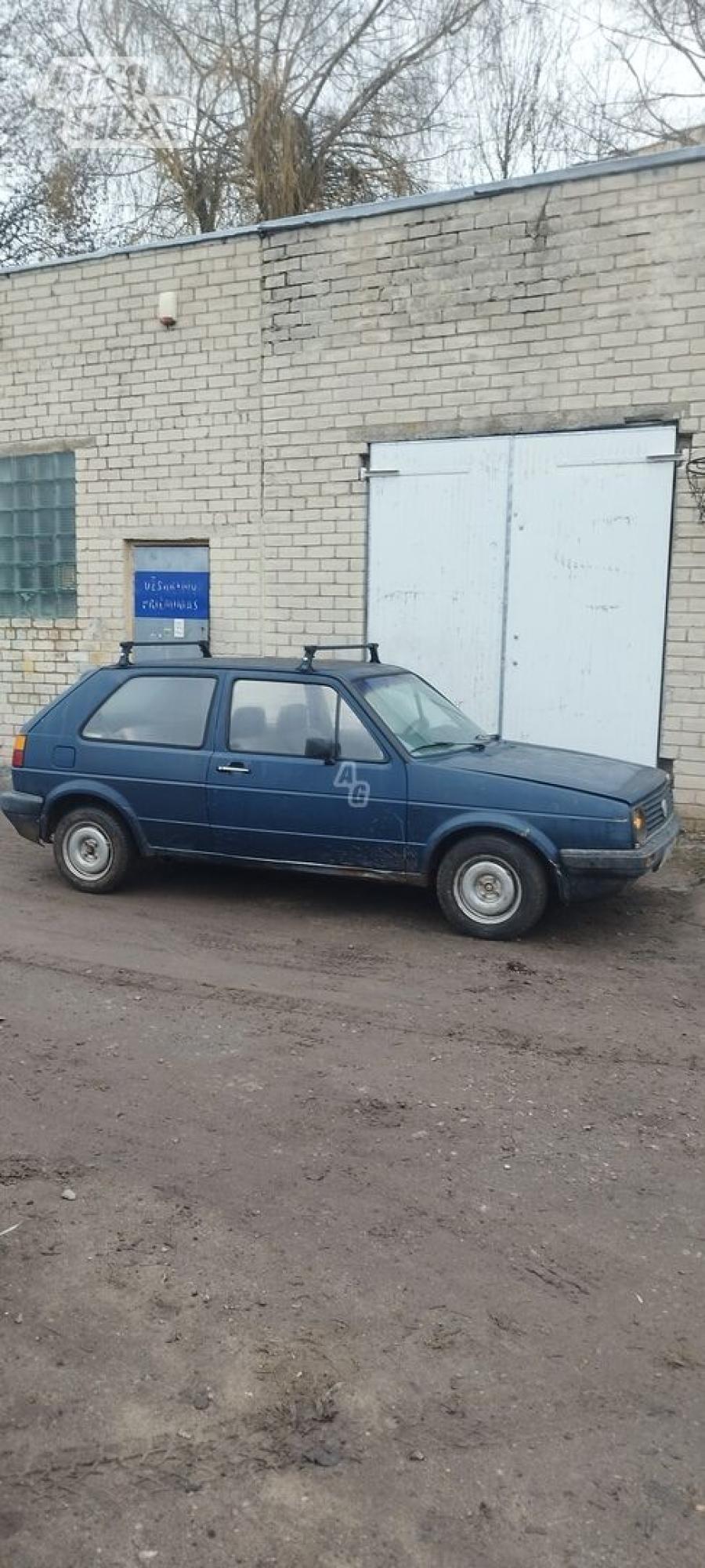 Volkswagen Golf 1987 in Panevezys, with an engine capacity of 1.60 L and mileage of 400 thousand km for 500 €, photo 1 on AUTOMOTO.COM.LV
