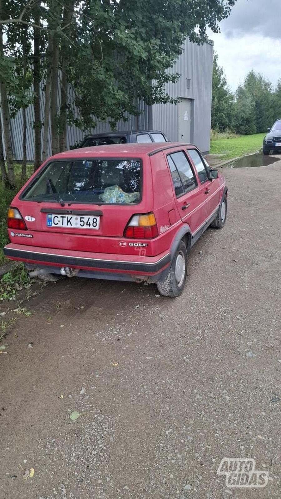 Volkswagen Golf 1987 Telšiai, ar dzinēja tilpumu 1.60 L un nobraukumu 22 tūkst. km par 350 €, foto 4 vietnē AUTOMOTO.COM.LV
