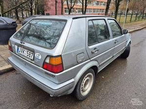 Volkswagen Golf 1988 in Vilnius, with an engine capacity of 1.60 L and mileage of 174 thousand km for 500 €, photo  on AUTOMOTO.COM.LV