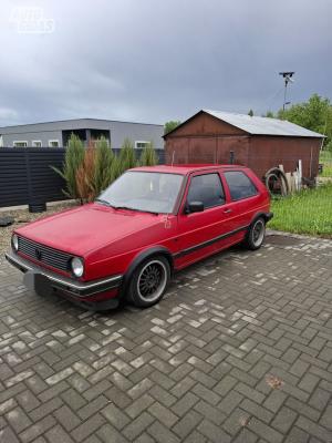 Volkswagen Golf 1988 Kauņa, ar dzinēja tilpumu 1.80 L un nobraukumu 222 tūkst. km par 2600 €, foto  vietnē AUTOMOTO.COM.LV