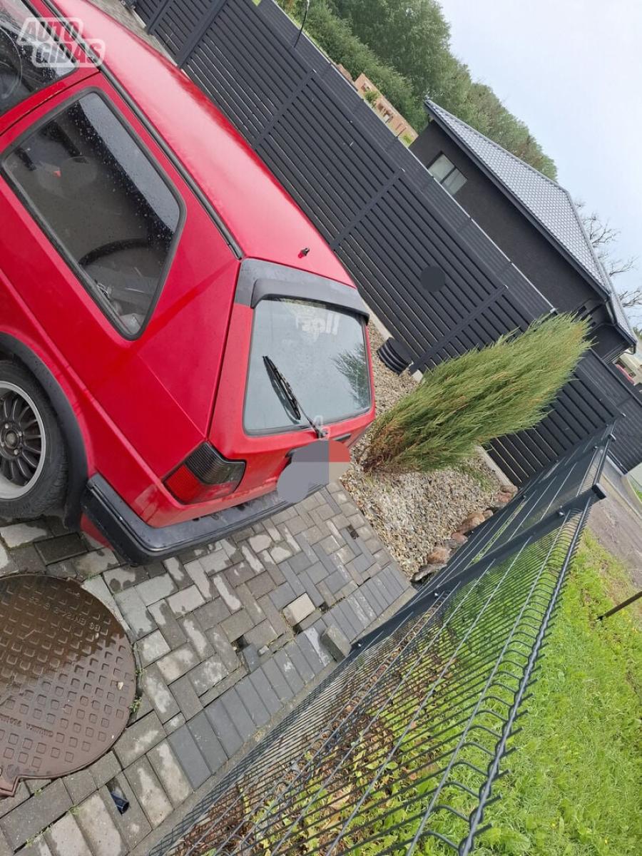 Volkswagen Golf 1988 Kauņa, ar dzinēja tilpumu 1.80 L un nobraukumu 222 tūkst. km par 2600 €, foto 3 vietnē AUTOMOTO.COM.LV
