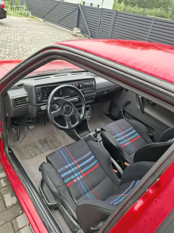 Фольксваген Гольф 1988 в Каунас, объемом двигателя 1.80 л и пробегом 222 тыс. км за 2600 €, фото 3 на AUTOMOTO.COM.LV