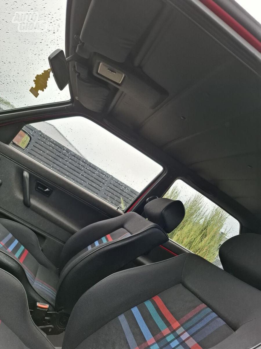 Volkswagen Golf 1988 Kauņa, ar dzinēja tilpumu 1.80 L un nobraukumu 222 tūkst. km par 2600 €, foto 5 vietnē AUTOMOTO.COM.LV
