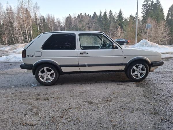 Volkswagen Golf 1989 Kretinga, ar dzinēja tilpumu 1.30 L un nobraukumu 277 tūkst. km par 999 €, foto 4 vietnē AUTOMOTO.COM.LV