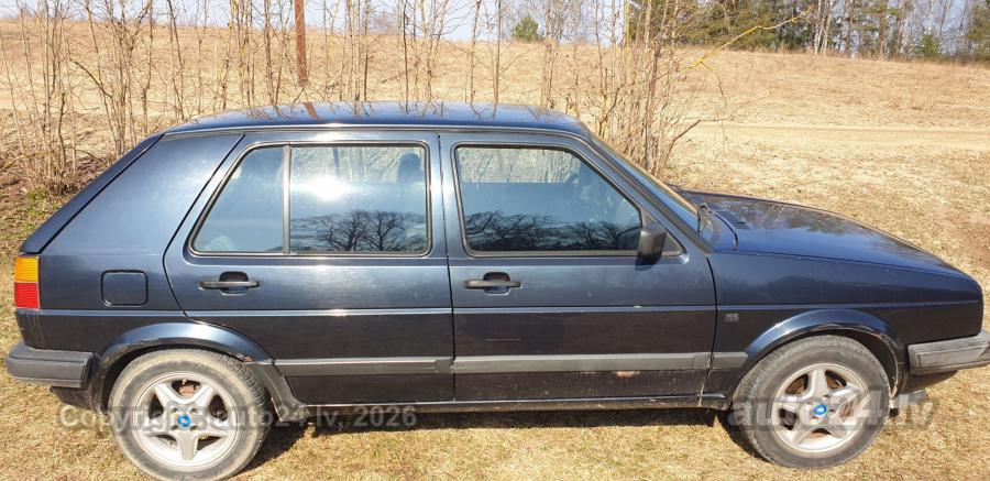 Volkswagen Golf 1990 in Tallinn, with an engine capacity of 1.60 L and mileage of 220 thousand km for 3000 €, photo 5 on AUTOMOTO.COM.LV