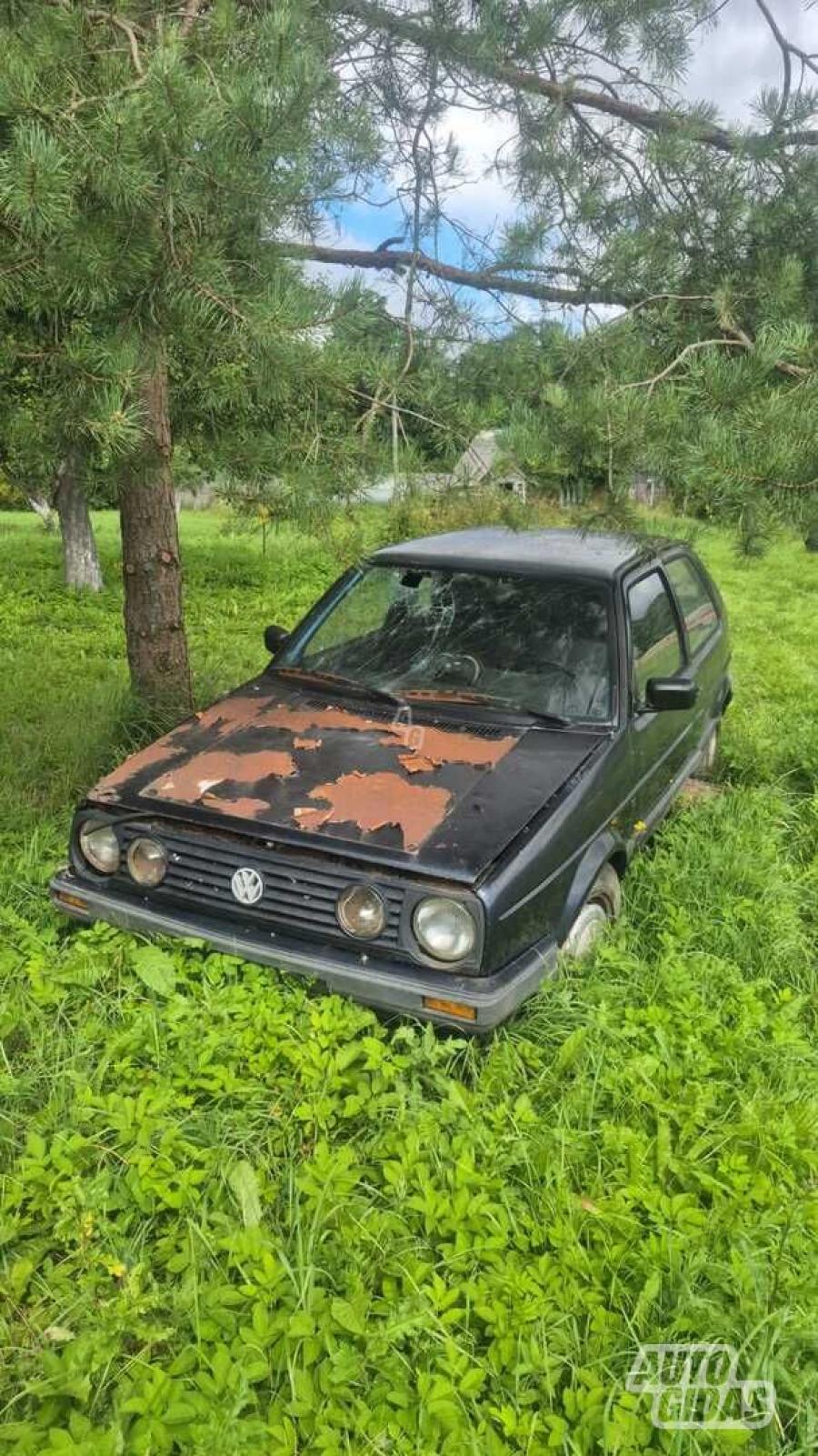 Volkswagen Golf 1990 in Sirvintos, with an engine capacity of 1.30 L and mileage of 222 thousand km for 500 €, photo 1 on AUTOMOTO.COM.LV