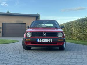 Volkswagen Golf 1990 Viļņa, ar dzinēja tilpumu 1.60 L un nobraukumu 322 tūkst. km par 900 €, foto 6 vietnē AUTOMOTO.COM.LV