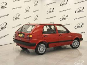 Volkswagen Golf 1990 in Vilnius, with an engine capacity of 1.59 L and mileage of 243 thousand km for 5900 €, photo 3 on AUTOMOTO.COM.LV