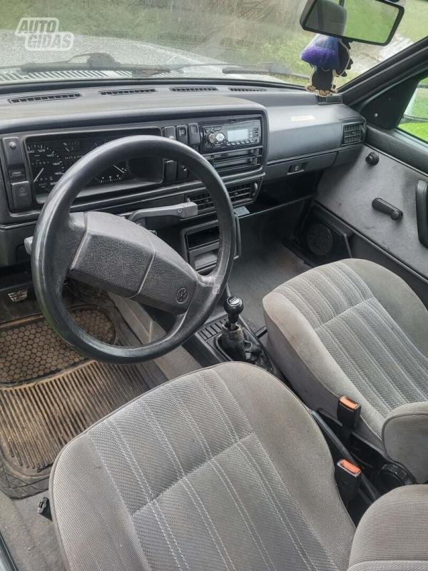 Volkswagen Golf 1991 in Zarasai, with an engine capacity of 1.60 L and mileage of 300 thousand km for 800 €, photo 8 on AUTOMOTO.COM.LV