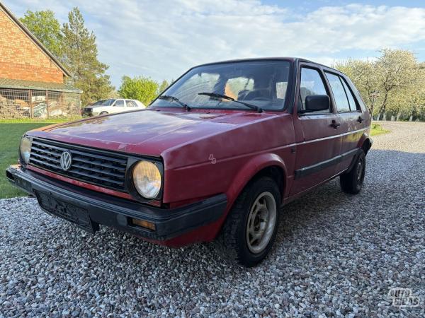 Volkswagen Golf 1991 in Vilnius, with an engine capacity of 1.60 L and mileage of 667 thousand km for 380 €, photo 3 on AUTOMOTO.COM.LV