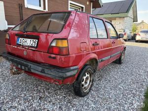 Volkswagen Golf 1991 Viļņa, ar dzinēja tilpumu 1.60 L un nobraukumu 667 tūkst. km par 380 €, foto 5 vietnē AUTOMOTO.COM.LV