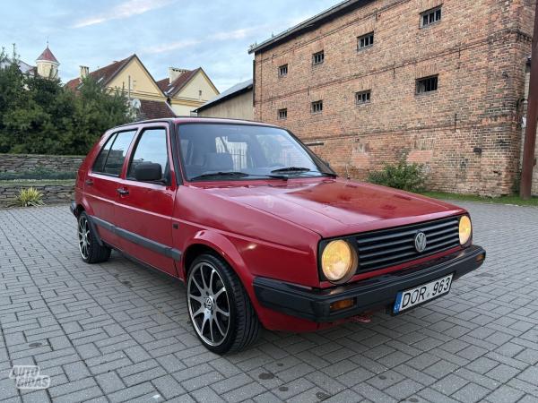 Volkswagen Golf 1991 in Vilnius on AUTOMOTO.COM.LV Volkswagen Golf 1991 in Vilnius, with an engine capacity of 1.60 L and mileage of 584 thousand km for 2000 €, photo 4 on AUTOMOTO.COM.LV