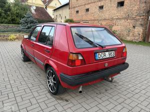 Volkswagen Golf 1991 Viļņa, ar dzinēja tilpumu 1.60 L un nobraukumu 584 tūkst. km par 2000 €, foto 7 vietnē AUTOMOTO.COM.LV