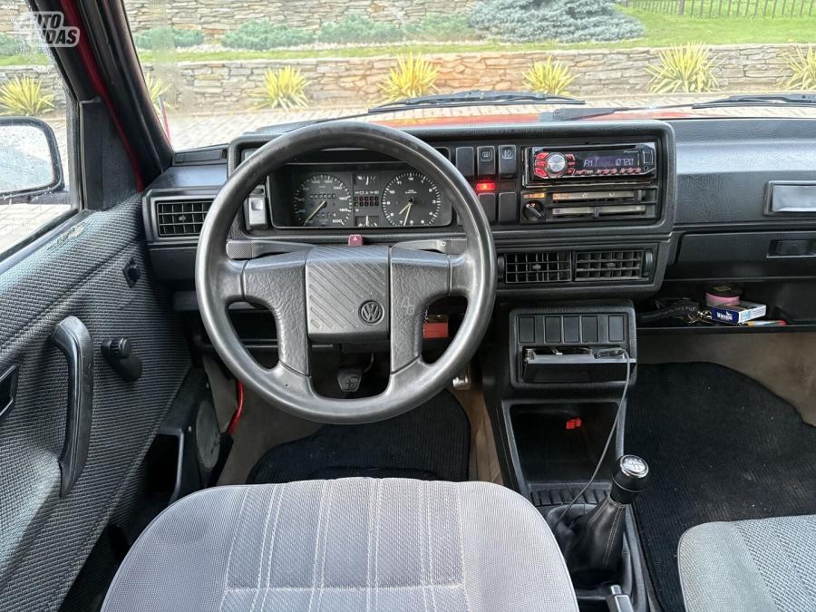 Volkswagen Golf 1991 Viļņa, ar dzinēja tilpumu 1.60 L un nobraukumu 584 tūkst. km par 2000 €, foto 20 vietnē AUTOMOTO.COM.LV