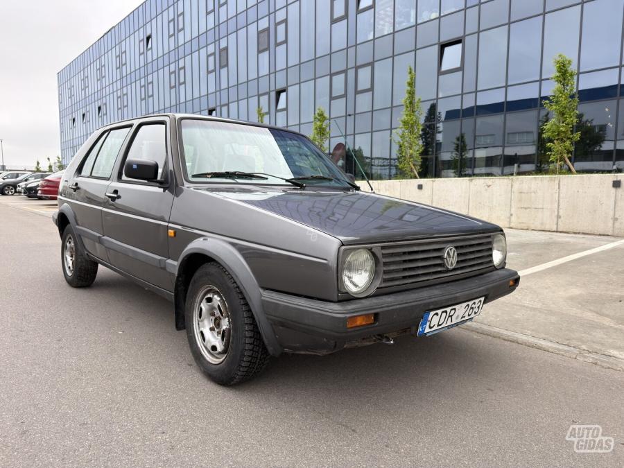 Volkswagen Golf 1992 Panevēža, ar dzinēja tilpumu 1.80 L un nobraukumu 194 tūkst. km par 1250 €, foto 1 vietnē AUTOMOTO.COM.LV