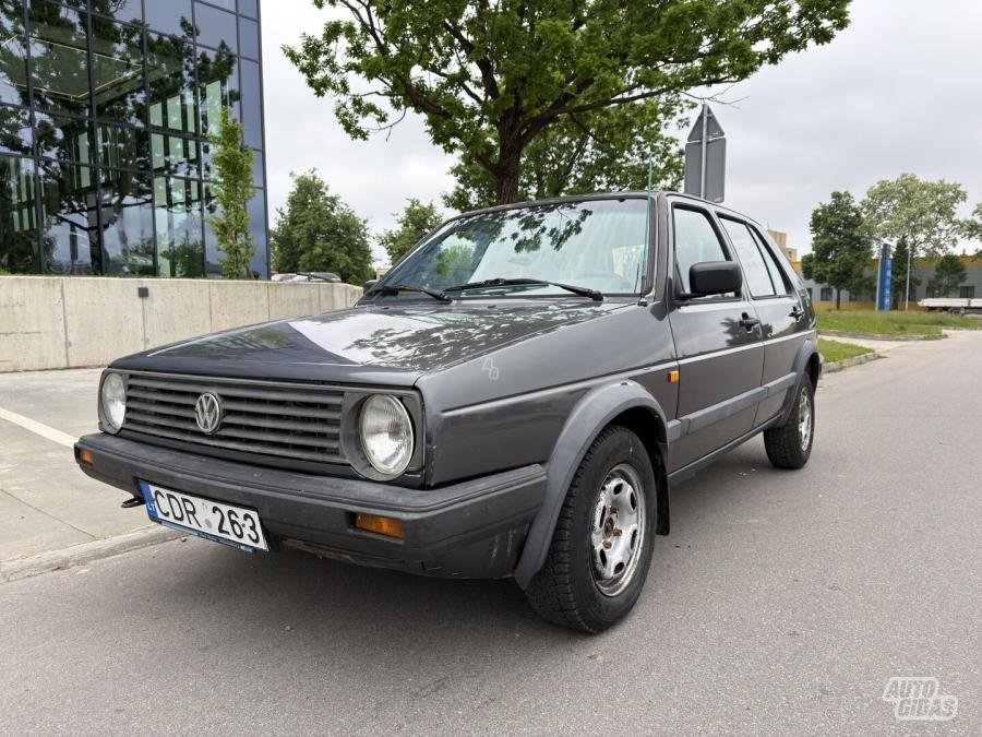 Volkswagen Golf 1992 Panevēža, ar dzinēja tilpumu 1.80 L un nobraukumu 194 tūkst. km par 1250 €, foto 4 vietnē AUTOMOTO.COM.LV