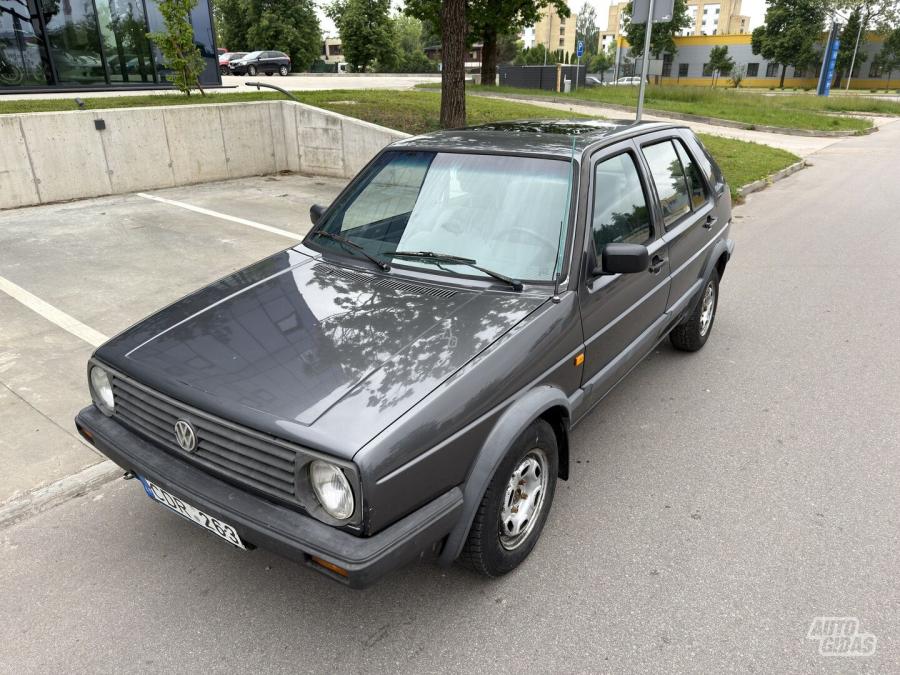 Volkswagen Golf 1992 Panevēža, ar dzinēja tilpumu 1.80 L un nobraukumu 194 tūkst. km par 1250 €, foto 5 vietnē AUTOMOTO.COM.LV