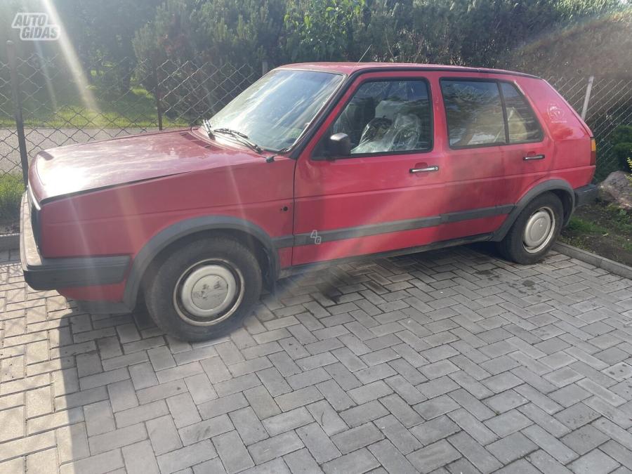 Volkswagen Golf 1992 Trakai, ar dzinēja tilpumu 1.60 L un nobraukumu 334 tūkst. km par 550 €, foto 3 vietnē AUTOMOTO.COM.LV