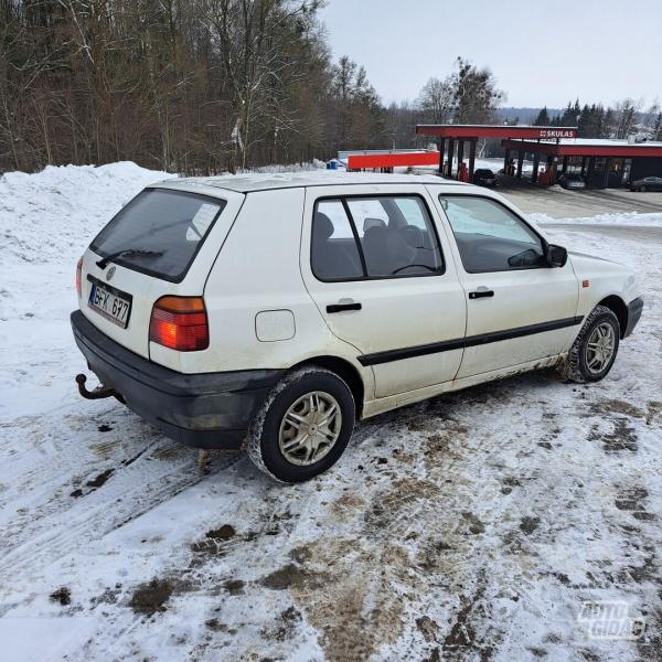 Volkswagen Golf 1993 in Alytus, with an engine capacity of 1.90 L and mileage of 243 thousand km for 930 €, photo 2 on AUTOMOTO.COM.LV