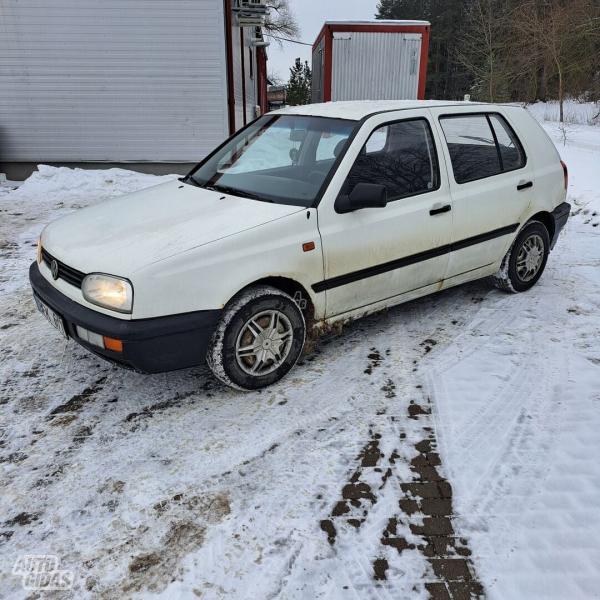 Volkswagen Golf 1993 in Alytus, with an engine capacity of 1.90 L and mileage of 243 thousand km for 930 €, photo 7 on AUTOMOTO.COM.LV