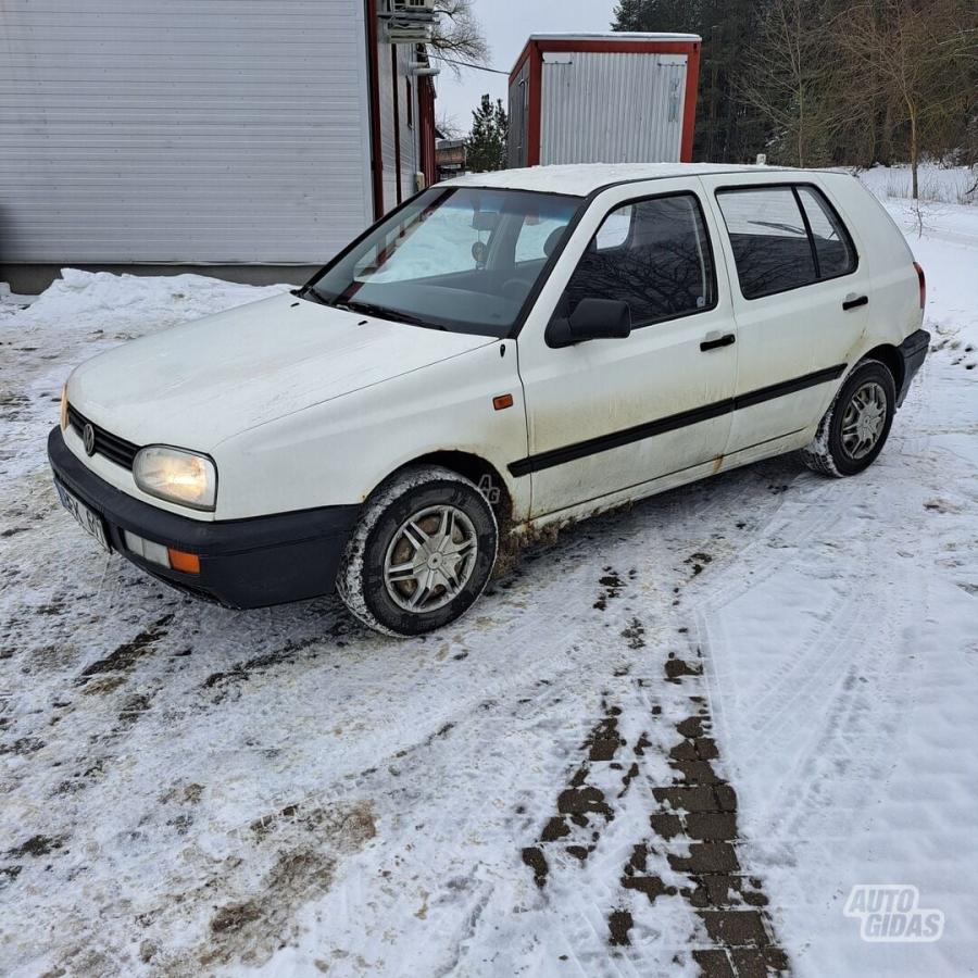 Volkswagen Golf 1993 in Alytus, with an engine capacity of 1.90 L and mileage of 243 thousand km for 799 €, photo 1 on AUTOMOTO.COM.LV