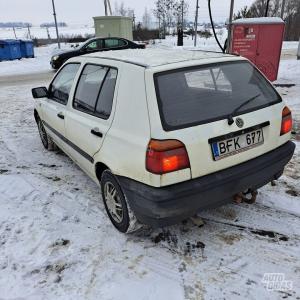 Volkswagen Golf 1993 in Alytus, with an engine capacity of 1.90 L and mileage of 243 thousand km for 799 €, photo 3 on AUTOMOTO.COM.LV