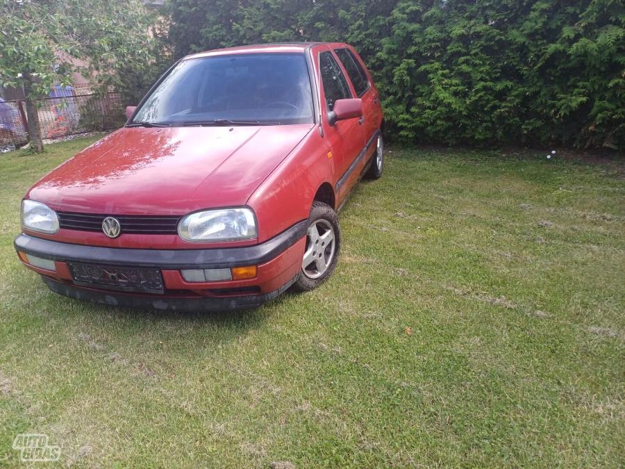 Volkswagen Golf 1993 Marijampole, ar dzinēja tilpumu 1.80 L un nobraukumu 198 tūkst. km par 799 €, foto 1 vietnē AUTOMOTO.COM.LV