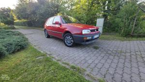 Volkswagen Golf 1994 in Vilnius, with an engine capacity of 1.40 L and mileage of 200 thousand km for 899 €, photo  on AUTOMOTO.COM.LV