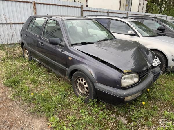 Volkswagen Golf 1995 in Vilnius, with an engine capacity of 1.90 L and mileage of 237 thousand km for 400 €, photo 1 on AUTOMOTO.COM.LV
