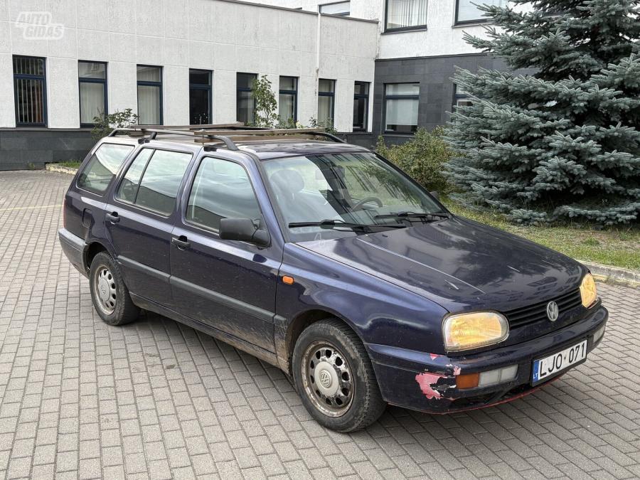 Volkswagen Golf 1995 Viļņa, ar dzinēja tilpumu 1.90 L un nobraukumu 280 tūkst. km par 500 €, foto 1 vietnē AUTOMOTO.COM.LV