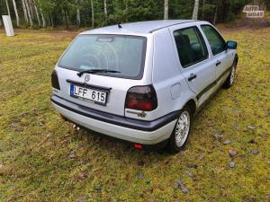 Volkswagen Golf 1996 in Vilnius, with an engine capacity of 1.90 L and mileage of 255 thousand km for 820 €, photo 4 on AUTOMOTO.COM.LV