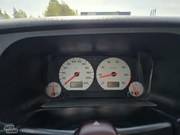 Volkswagen Golf 1996 Šauļi, ar dzinēja tilpumu 1.40 L un nobraukumu 220 tūkst. km par 999 €, foto 6 vietnē AUTOMOTO.COM.LV