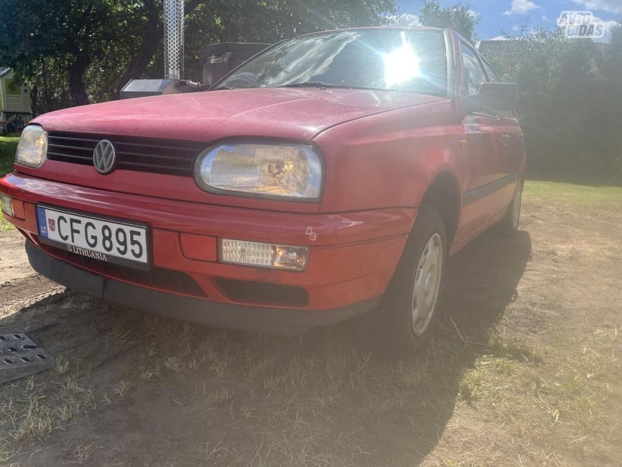 Volkswagen Golf 1996 in Varena, with an engine capacity of 1.80 L and mileage of 188 thousand km for 590 €, photo 1 on AUTOMOTO.COM.LV