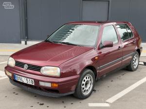 Volkswagen Golf 1996 in Utena, with an engine capacity of 1.60 L and mileage of 232 thousand km for 1250 €, photo  on AUTOMOTO.COM.LV