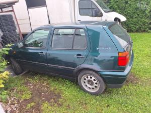 Volkswagen Golf 1996 in Kaunas, with an engine capacity of 1.60 L and mileage of 215 thousand km for 750 €, photo  on AUTOMOTO.COM.LV