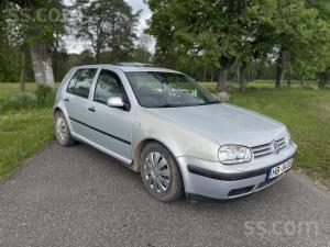Volkswagen Golf 1997 in Cesis, with an engine capacity of 1.60 L and mileage of 238 thousand km for 550 €, photo 1 on AUTOMOTO.COM.LV