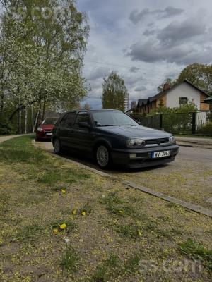 Volkswagen Golf 1997 Rīga, ar dzinēja tilpumu 1.90 L un nobraukumu 105 tūkst. km par 1700 €, foto 4 vietnē AUTOMOTO.COM.LV