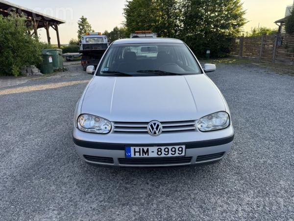 Volkswagen Golf 1998 in Saldus, with an engine capacity of 1.40 L and mileage of 232 thousand km for 1790 €, photo 2 on AUTOMOTO.COM.LV