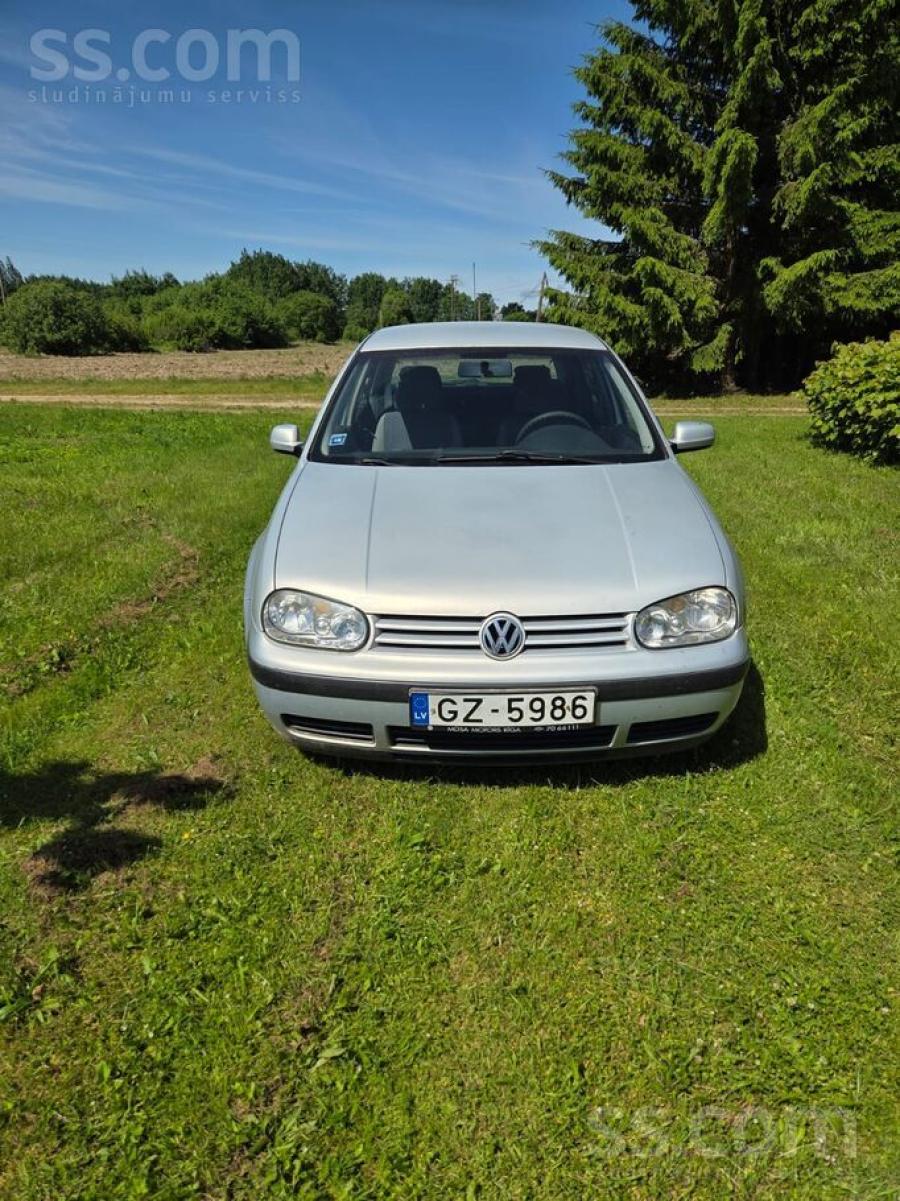 Volkswagen Golf 1998 Kuldīga, ar dzinēja tilpumu 1.60 L un nobraukumu 391 tūkst. km par 500 €, foto 4 vietnē AUTOMOTO.COM.LV