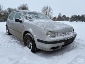 Volkswagen Golf 1998 Viļņa, ar dzinēja tilpumu 1.90 L un nobraukumu 302 tūkst. km par 330 €, foto  vietnē AUTOMOTO.COM.LV